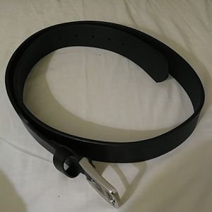 GAP | Accessories | Gap Genuine Leather Black Men Belt Size 4 | Poshmark